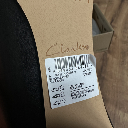 Кожаная обувь Clarks!