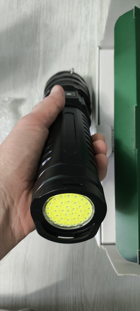 Фонарь тактический 6000MAH