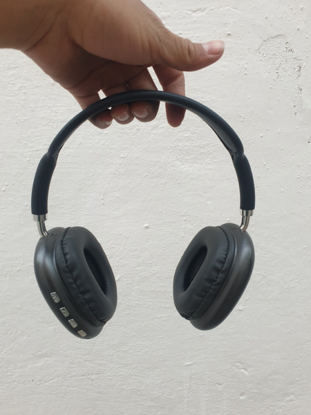 Airpods max p9..