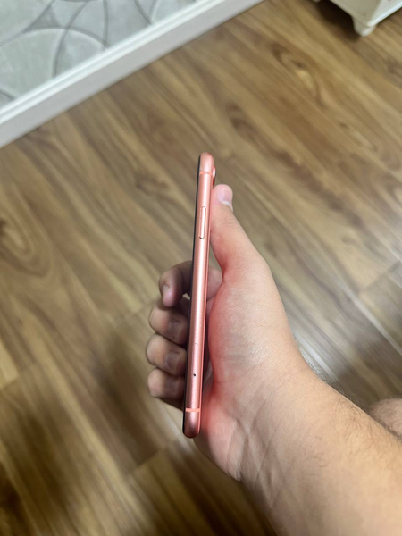 Iphone xr 64 coral