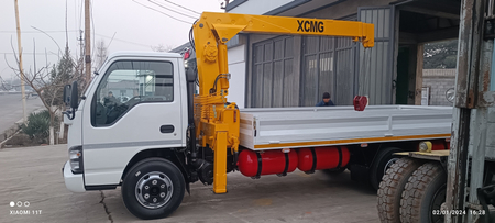 Isuzu манипулятор 3.3т 2012 грузовой