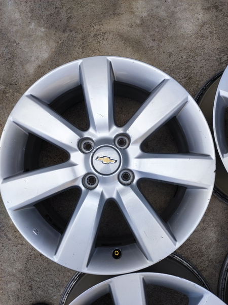 Epica diska R 17 4/114 sotiladi koreyskiy original