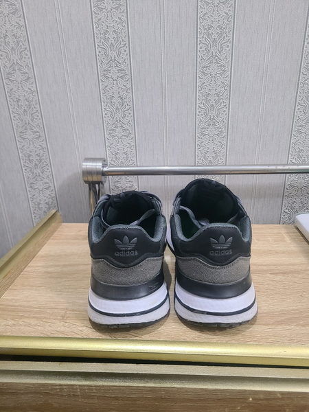 Adidas krasovka Taiwan