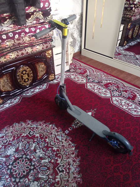 Mi Electric Scooter 3