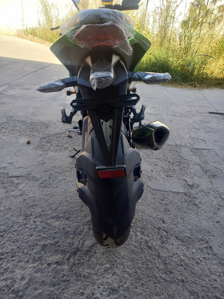 Kawasaki ninja 200 cc