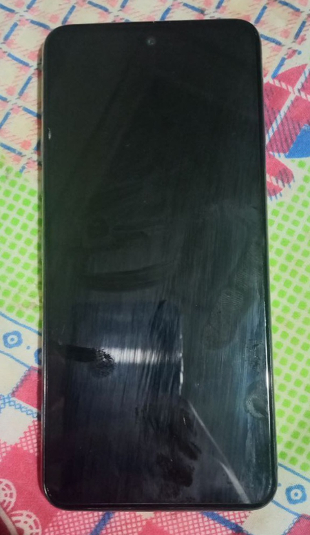 LG Q52  4/64 Holati ideal