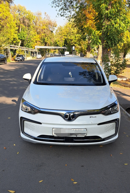 Продам электромобиль BAIC EU5