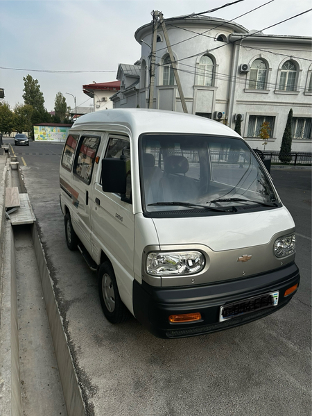 Damas sotiladi. 2017 yil. 169000