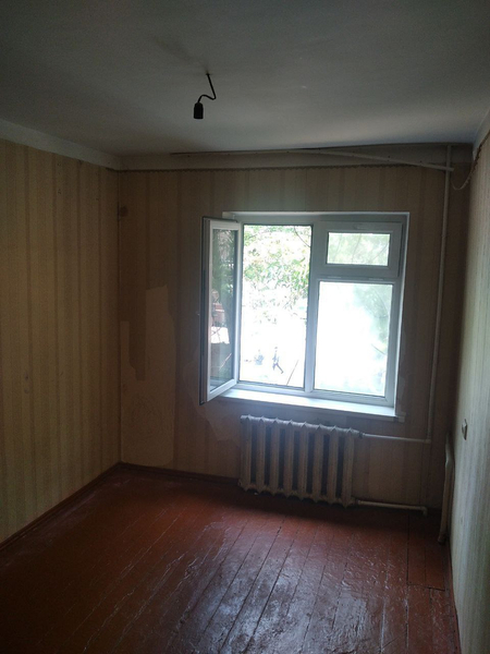 Авиагородок Бирхонали Однакомнатная кирпич 1,5х3 балкон 1*2 срочно