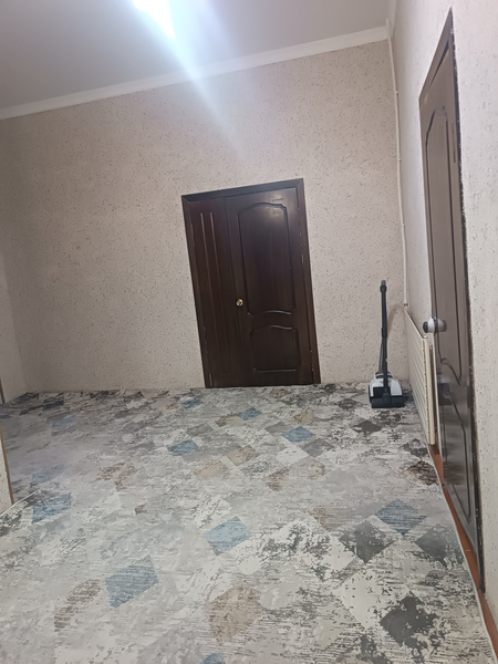 4 xonali kotej uy sotiladi