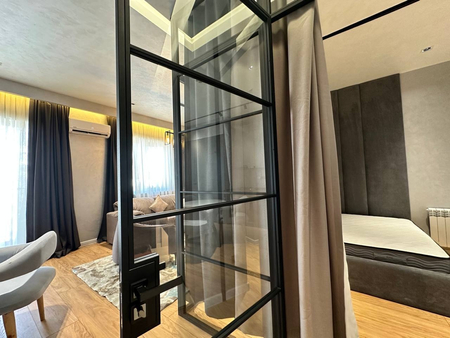 Продается 2х ком. квартира, ЖК Gardens, ор-р: парк, 47м2