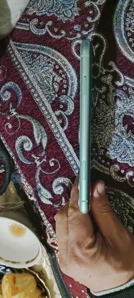 Apple 11/ 128GB xotira