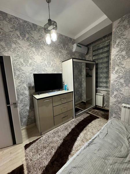 Сергили чоштепа метрони биринчи 2хона  кунлик 200м