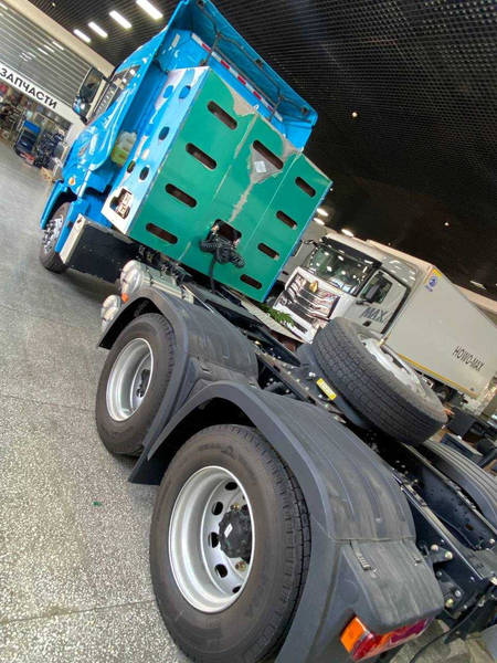 Тягач CAMC H9 6x4 CNG метан газли, подушкали