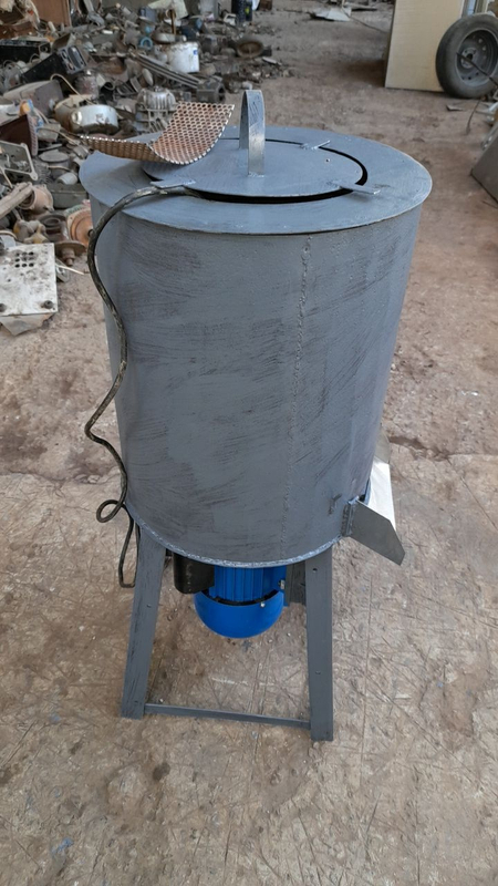 Universal drobilka