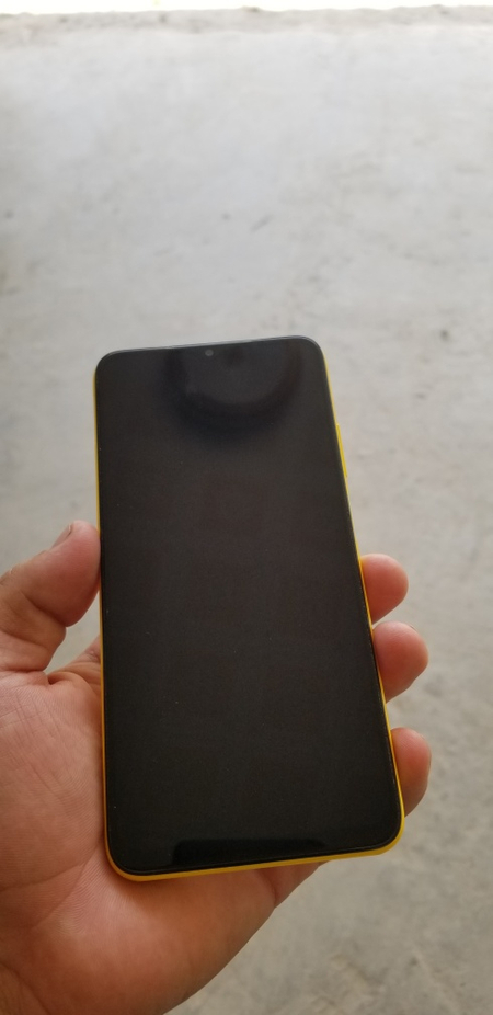 MIUI Poco M3 Sotiladi