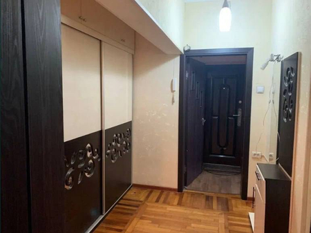На Башлык 3/3/9 Продаётся балкон 2/6 общ пл 80