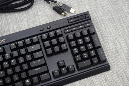 Продам или обмен Corsair K70 RGB механичечкая клавиатура