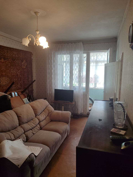 Чиланзар 12кв 3/1/4 балкон 1.5/3 Чистая Орр Шох мед 65м² срочно