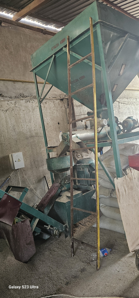 Yem zavot kamikorm chiqaradi