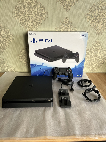 Ps 4 slim  500gb ideal 1 orginal jostik