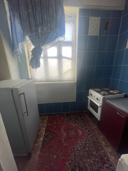 2 хонали квартира ижарага берилади 6 микрорайон