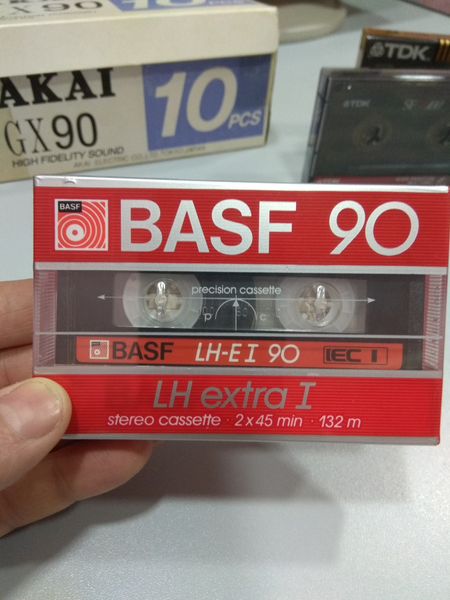 Аудиокассета Сони 1979 года новая