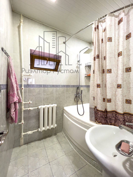 Максим Горький метро , 3/3/4 , 77 серия , балкон 2*6 , 99 999 у.е