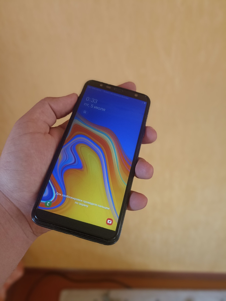 Samsung J4+ 3/32ГБ 2018
