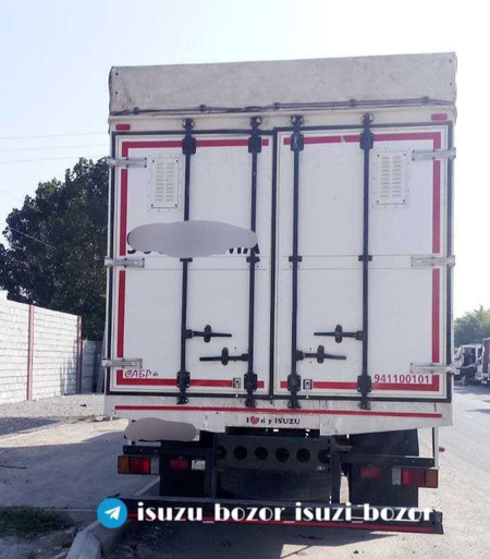 Isuzu 2020 yilda ishlab chiqarilgan holati yaqshi