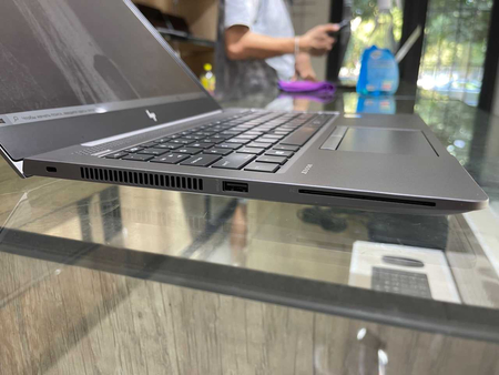 HP ZBook 14u Intel Core i7-8565U озу16гб 256ssd Radeon Pro WX3200