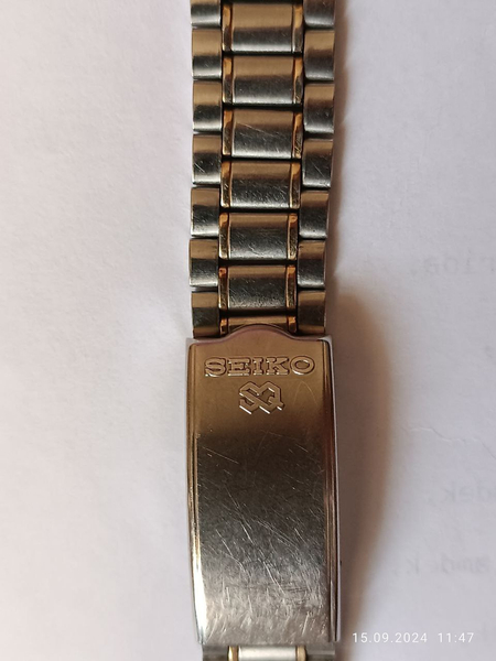 SEIKO QUARTZ часы состояние отличное