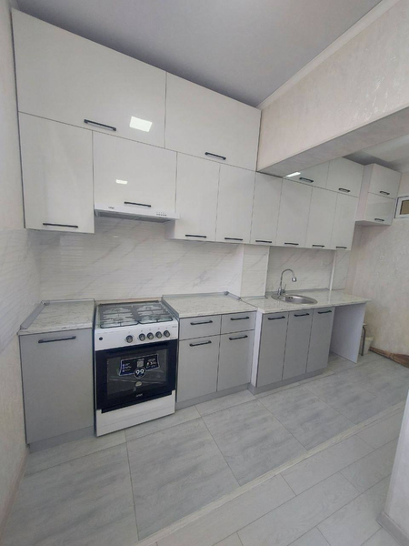 Себзар Продам 4/3/5 поликлиника 9