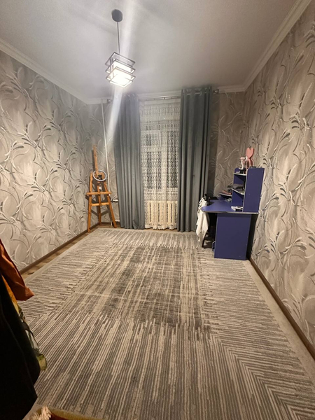 Продается Квартира 5/2/5 на Ахмад Югнакий