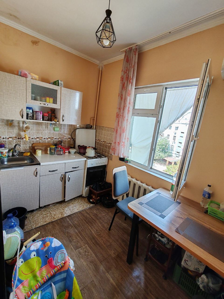 Продажа квартиры 1*2/4/4. Яшнабад район Кадышева базар.