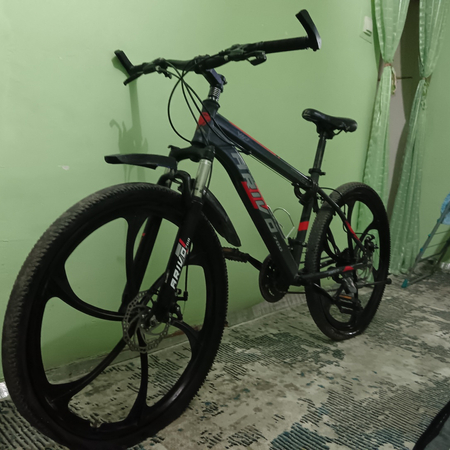 Arivo 700 holati yangi