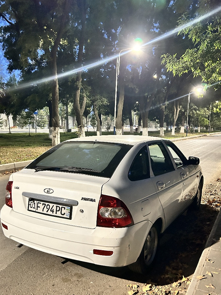 Лада приора 2172