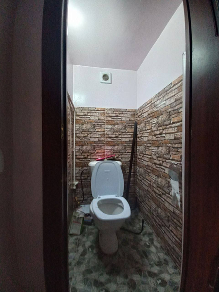 Срочно продается 1/1/9 кв.сергели-4 в доме ГАЛЕРЕЙНОГО типа \\nСергели-4