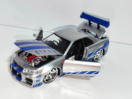 Lykan hypersport железная машинка 1:24 - Доставка