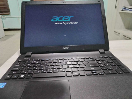 Noutbook  sotiladi Madel ACER