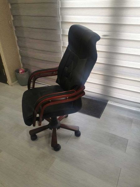 Кресло руководительское Granite