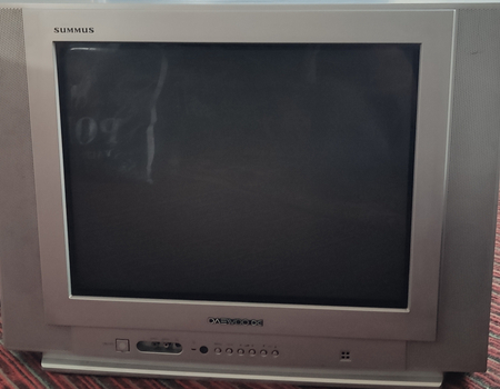 Televizor sotiladi Daewo