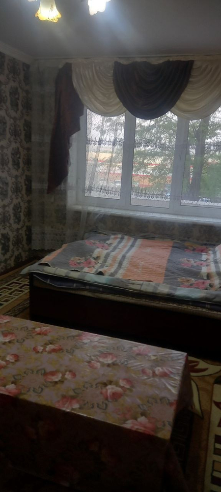 Чирчик шахар тройски 1 хоналик уй ижарага берамиз