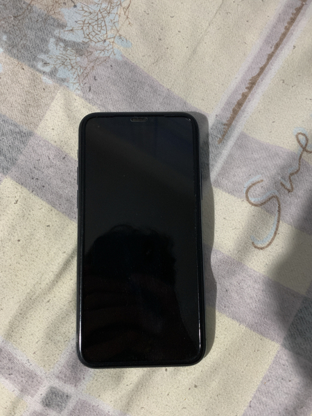 Пролается iphone 11pro green