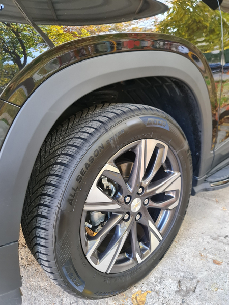 Tracker 2 Premier 10100km 29 декабрь 2022, кузов 2023.