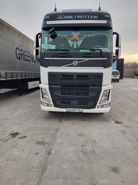 VOLVO FH EURO 6 + KRONE прицеп cотилади