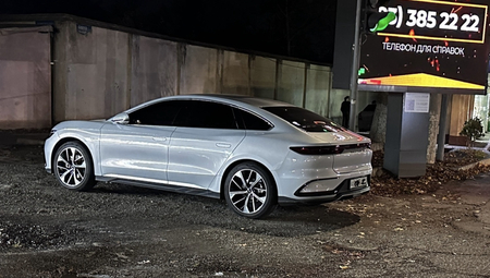 BYD HAN 506 km 2024