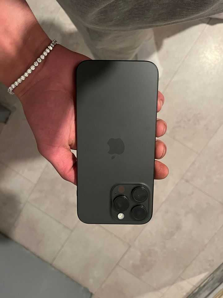 iPhone 15 Макс за 256 ГБ