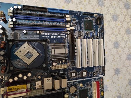 Продам Платы 478 соккет DDR1