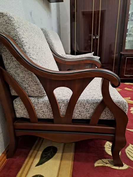 Продаётся комплект мягкой мебели